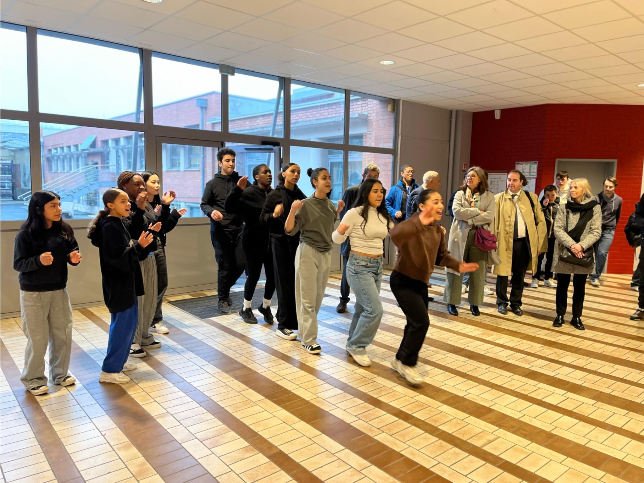Le lycée Baggio de Lille danse le Milliat – EPS Lille